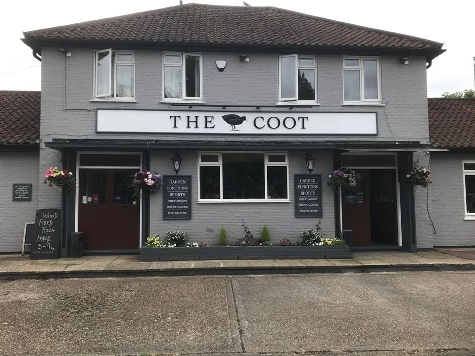 The Coot - Horsham Rocks